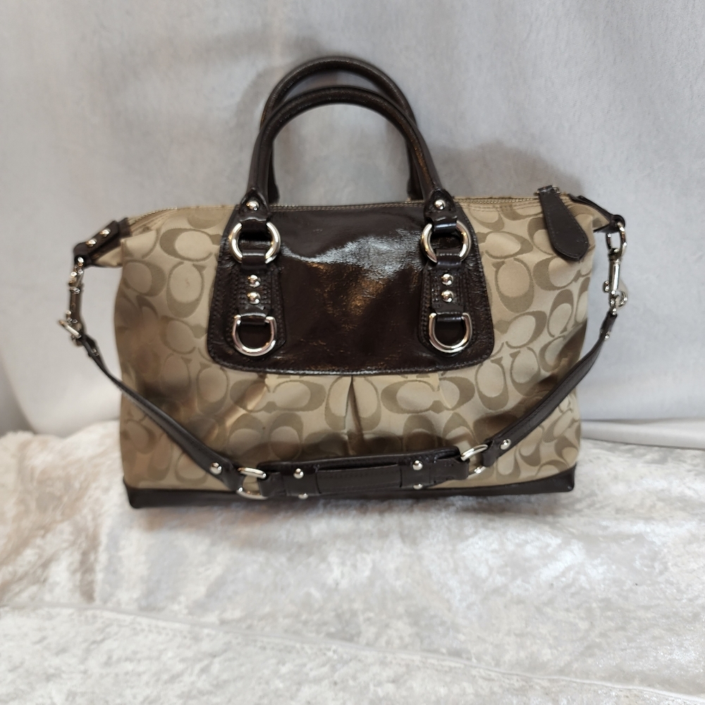 Coach Ashley Signature Satchel With Convertible Strap - Gem